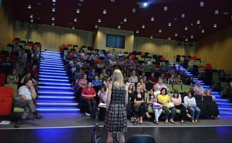 About Emma ﻿﻿ | Emma Gee